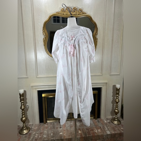Cache | Intimates & Sleepwear | Vintage Cachet 2piece Nightgown Robe ...
